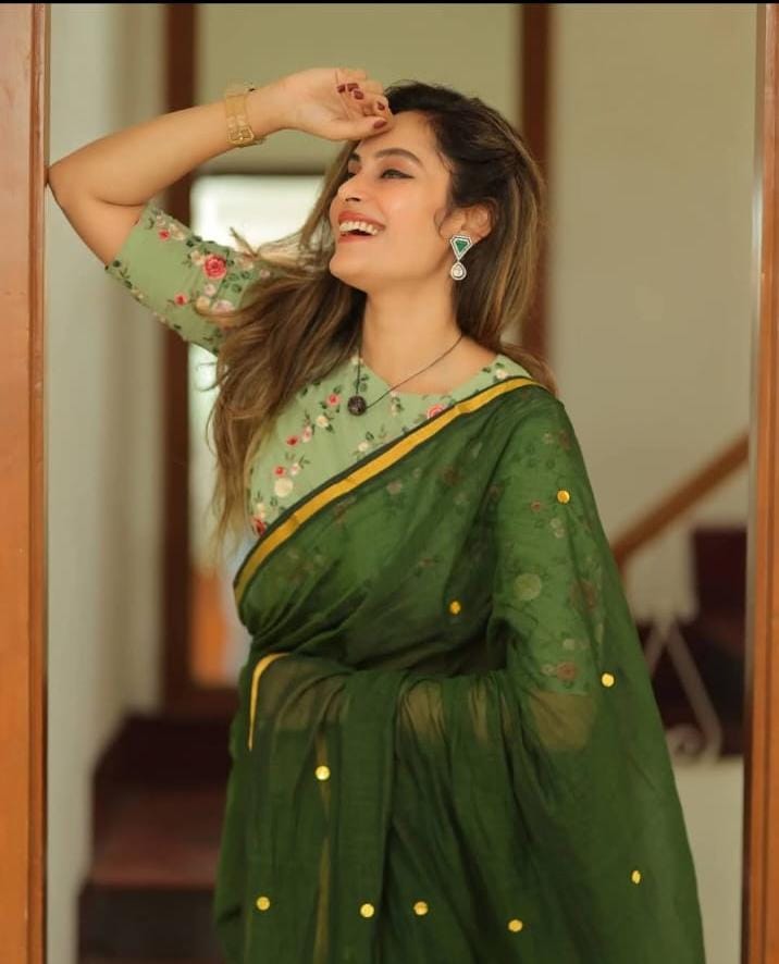 Shruthika Mul Cotton Saree